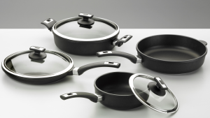 How To Identify Oven Safe Symbols + [All Cookware Brands]